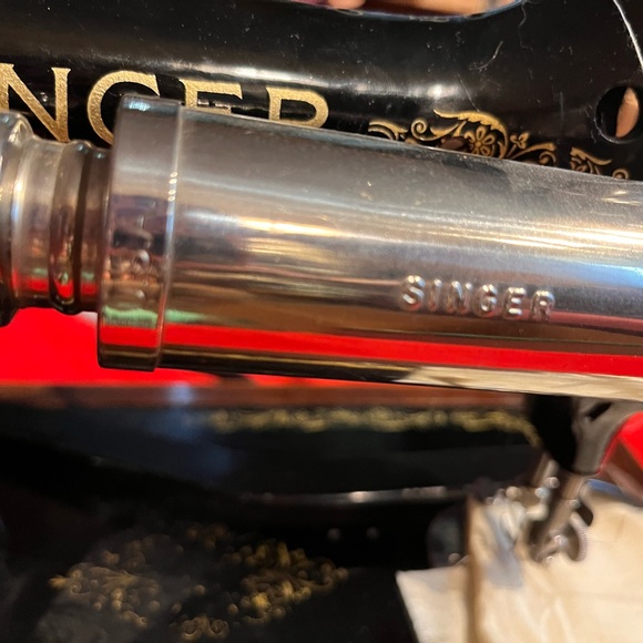 Singer | Other | Antique 927 Singer Sewing Machine Working Perfectly ...